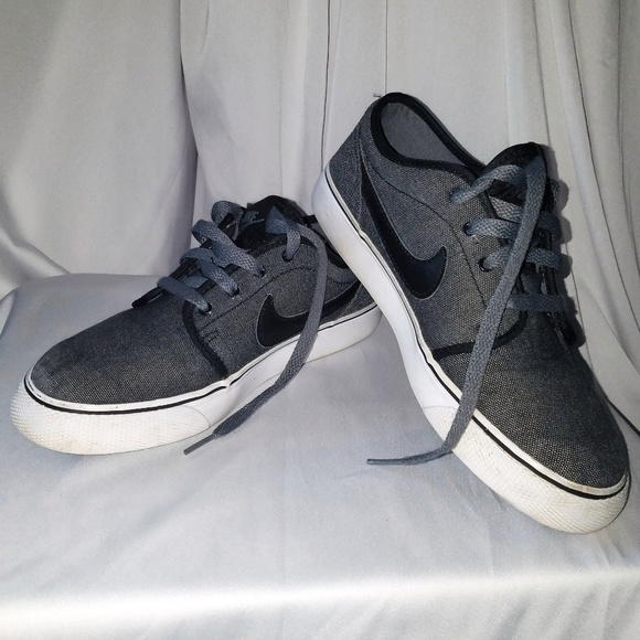 Nike | Shoes | Gray And Black Toki Nike Low Profile Sneakers | Poshmark